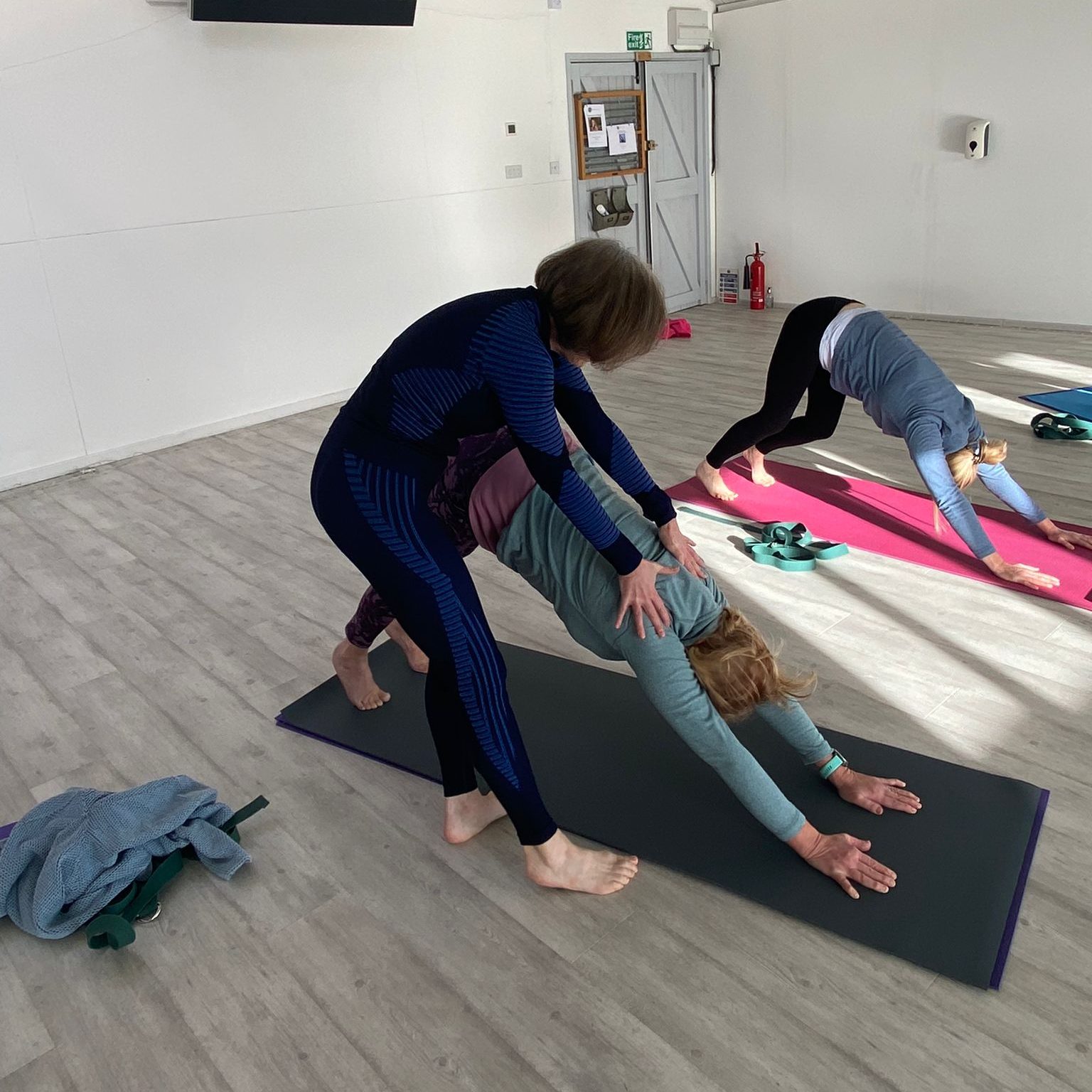 GILLIAN REYNOLDS YOGA